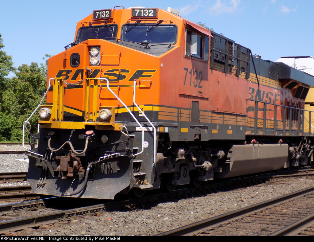 BNSF 7132